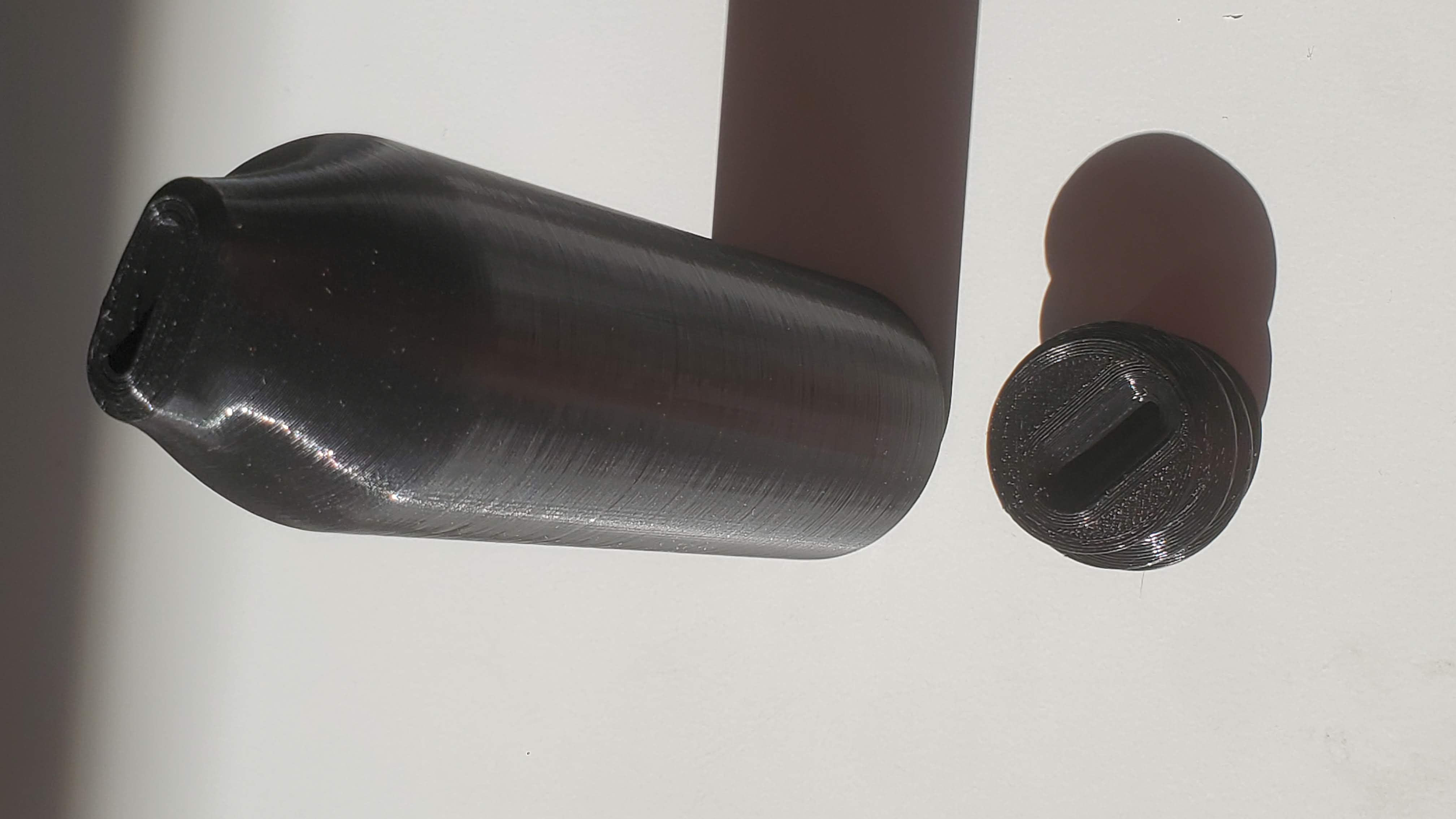 Sploof with screw-in bottom closure by greg19117 | Download free STL ...