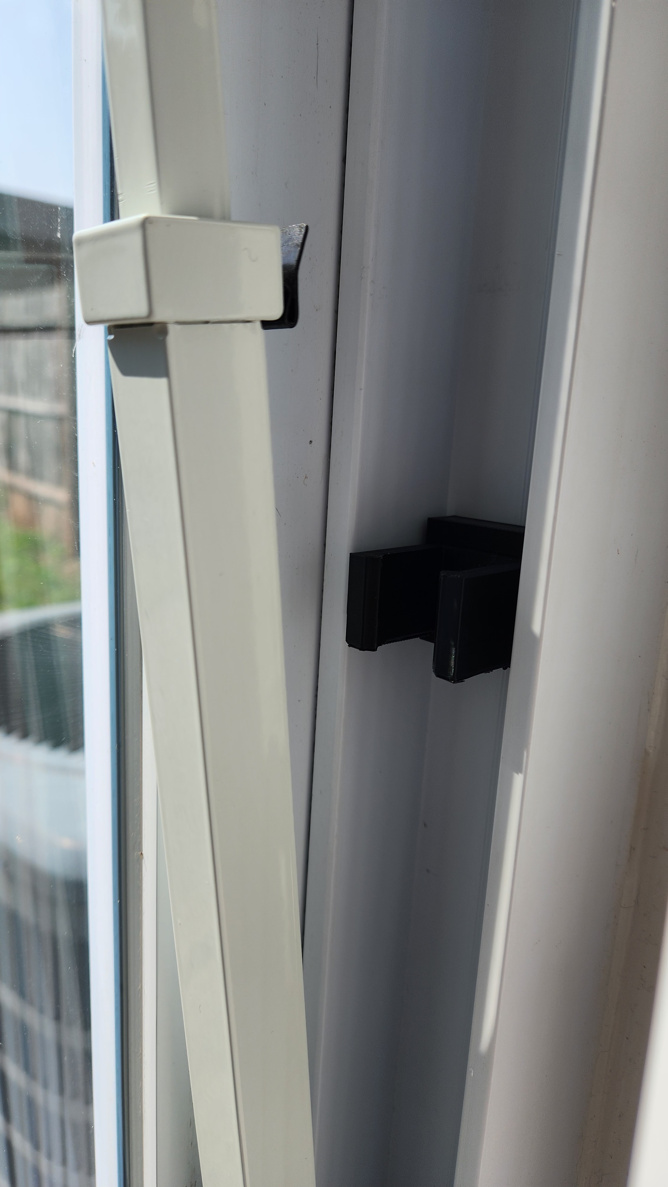 Sliding Glass Door Security Bar Clip by STEM_Dojo | Download free STL ...
