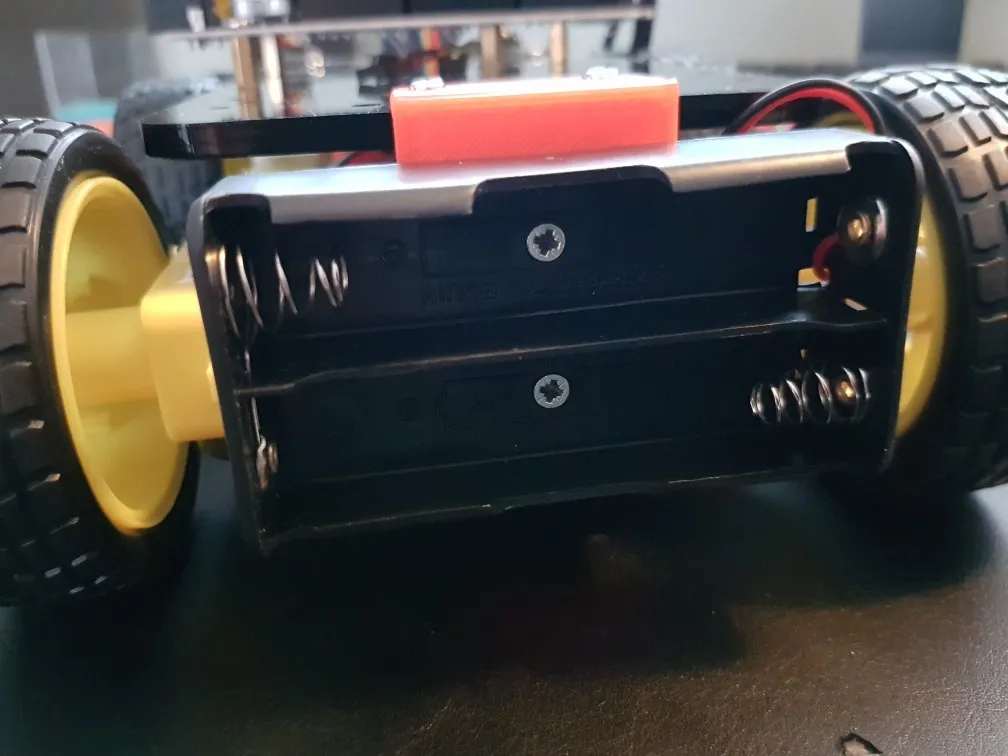 Arduino Car 18650 battery mount by Alex Henstra | Download free STL ...