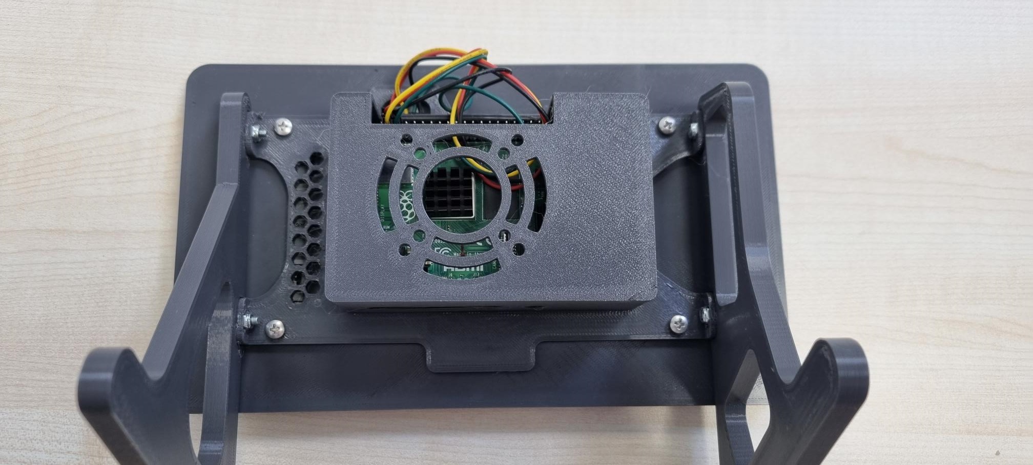 Case for Raspberry Pi 4 and official 7" Touchscreen by jacek | Download ...