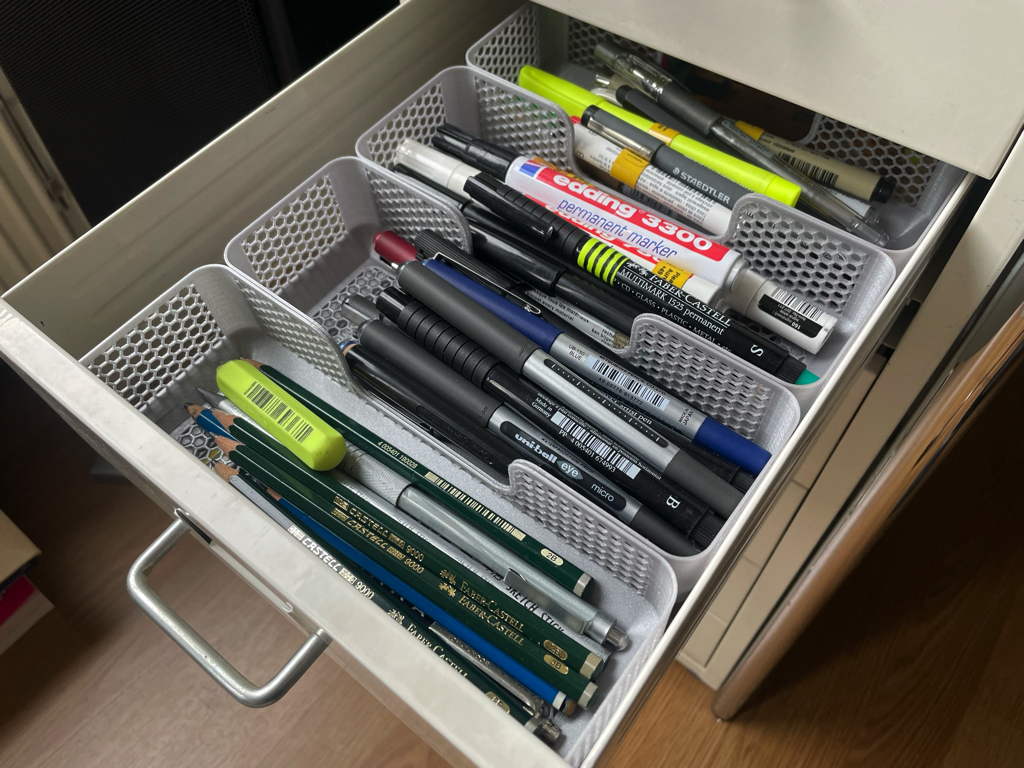 Filament efficient pen tray (19g) by lord_edel | Download free STL ...