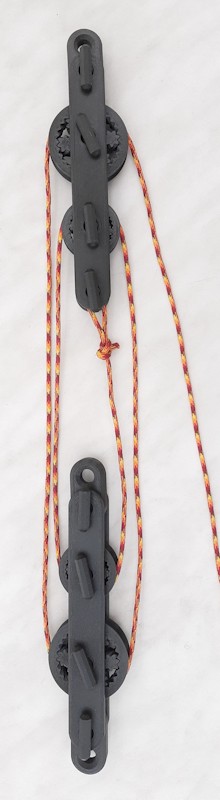 pulley system (block and tackle) with gear bearing pulleys par DrJones ...