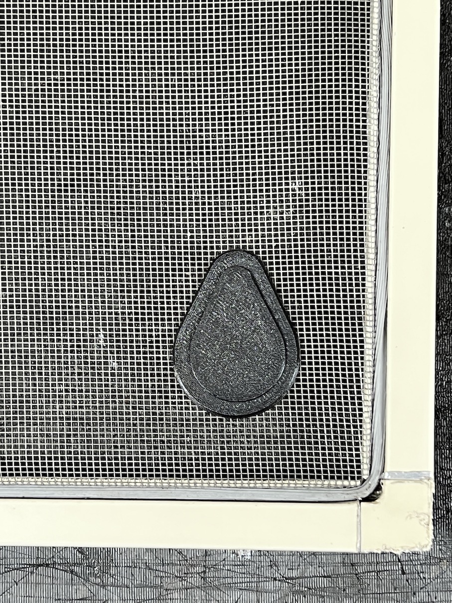 Window screen hole and grommet by mikeymakesit | Download free STL ...