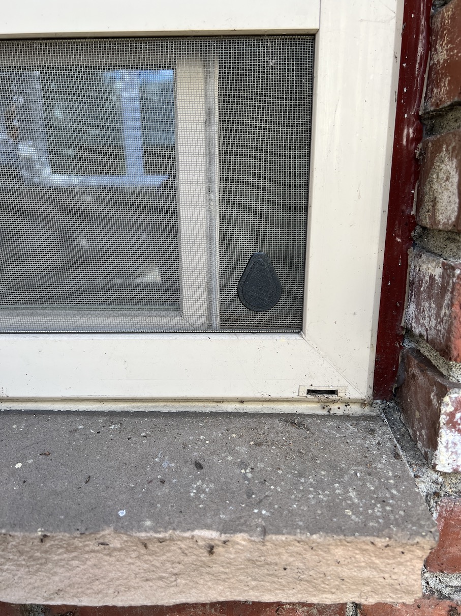Window screen hole and grommet by mikeymakesit | Download free STL ...