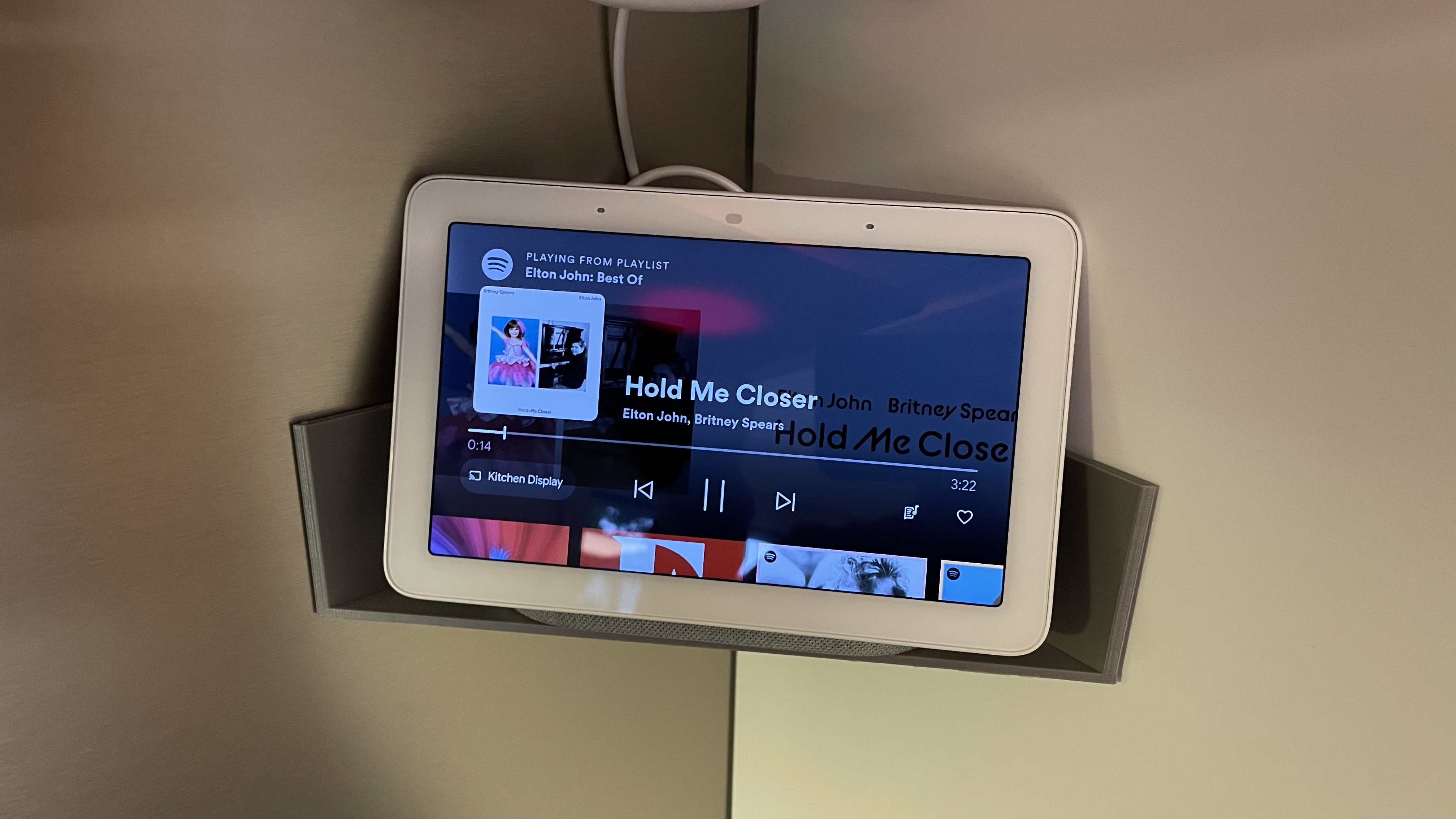 Google Home Hub 7" corner shelf by FerTech | Download free STL model ...