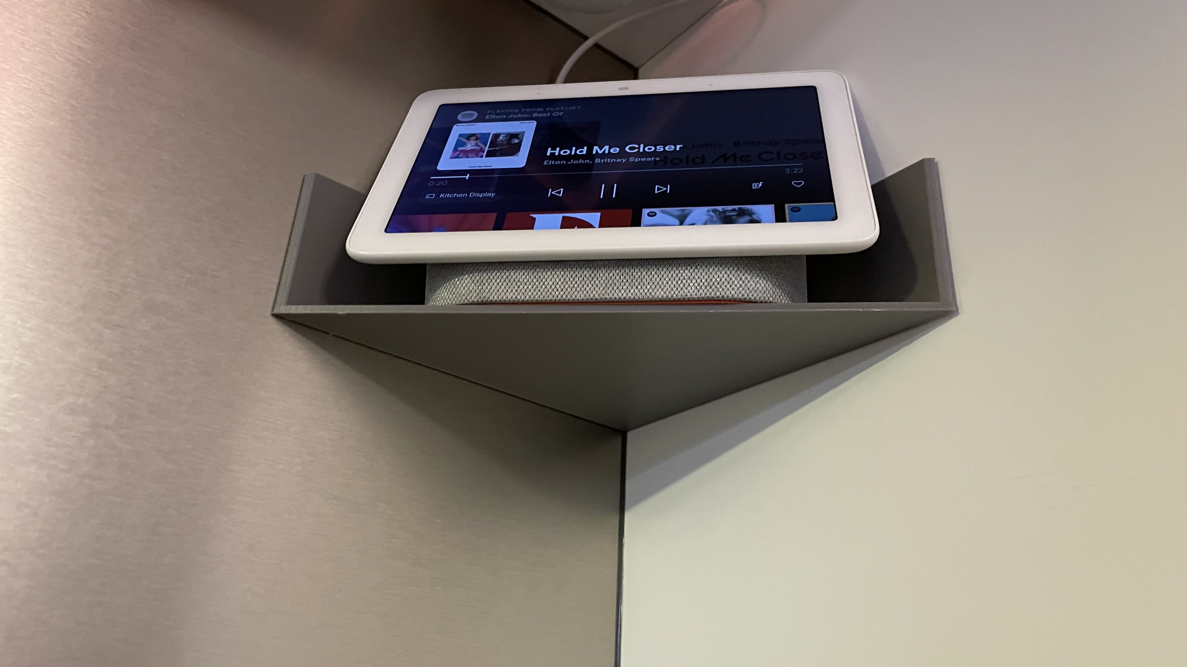 Google Home Hub 7" corner shelf by FerTech | Download free STL model ...