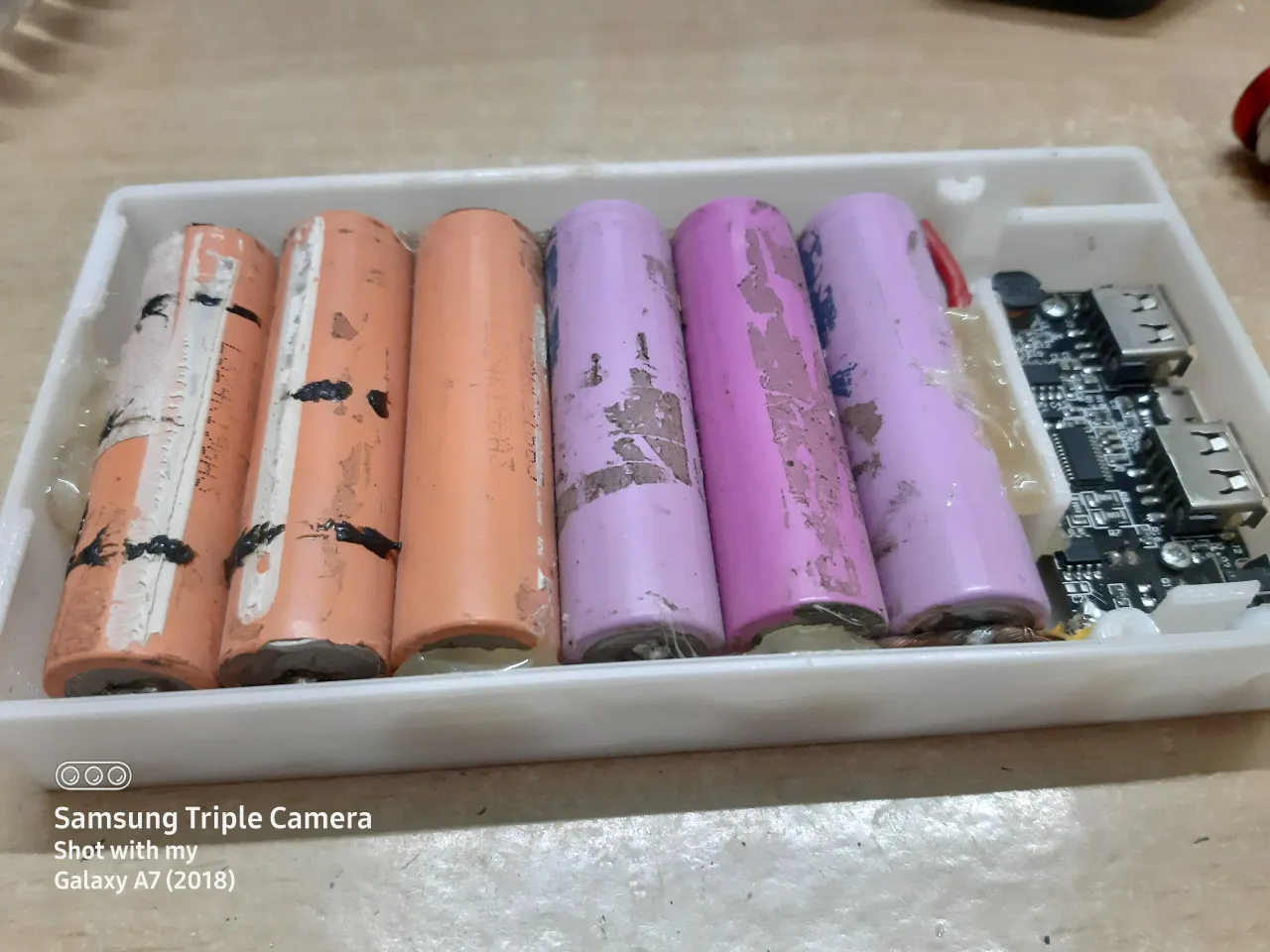 Diy Powerbank 6 cells by Rajeev Sharma | Download free STL model ...
