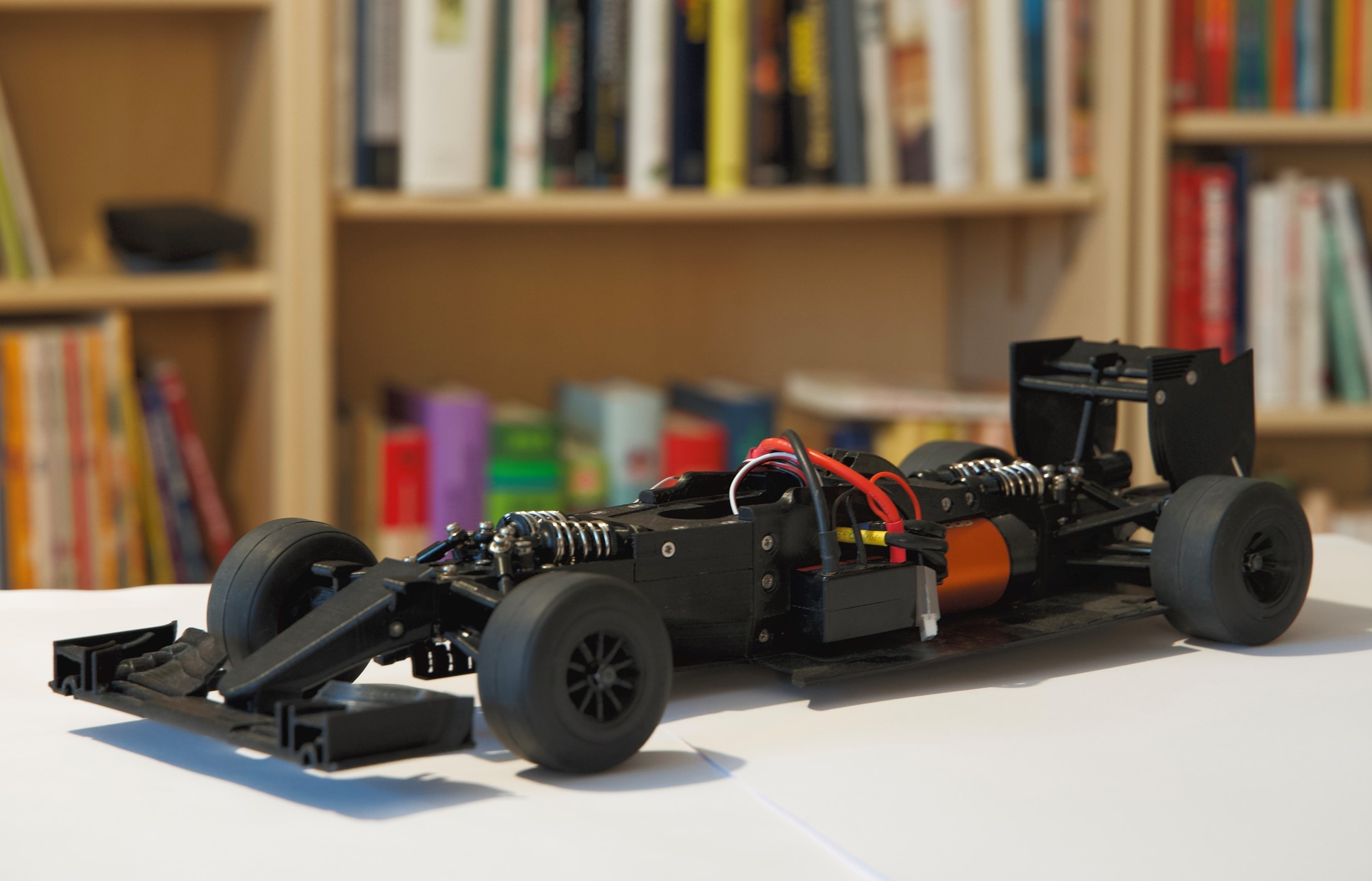 ProjectF204: Formula 1 RC car with realistic suspension by TheHypaaa ...