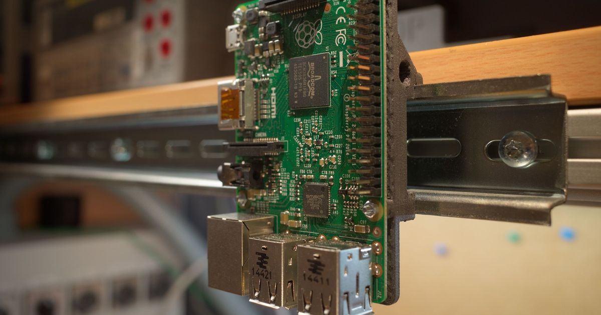DIN rail mount for raspberry pi by unwohlpol | Download free STL model ...