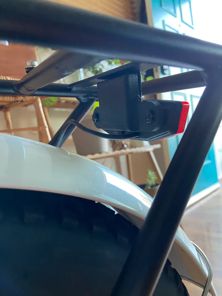 Lectric XP 2.0 Airtag Mount by SD3D | Download free STL model ...