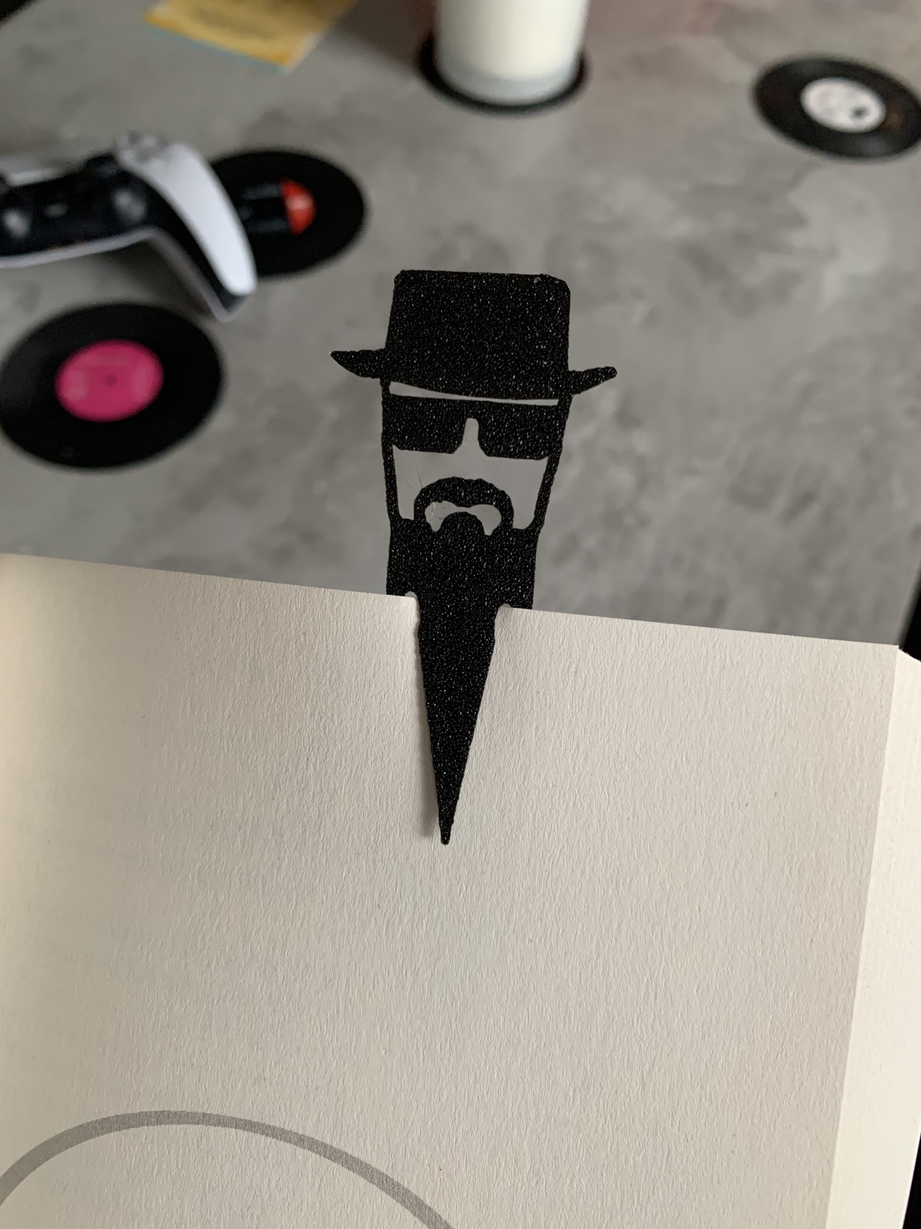 Heisenberg bookmark by cv0x | Download free STL model | Printables.com