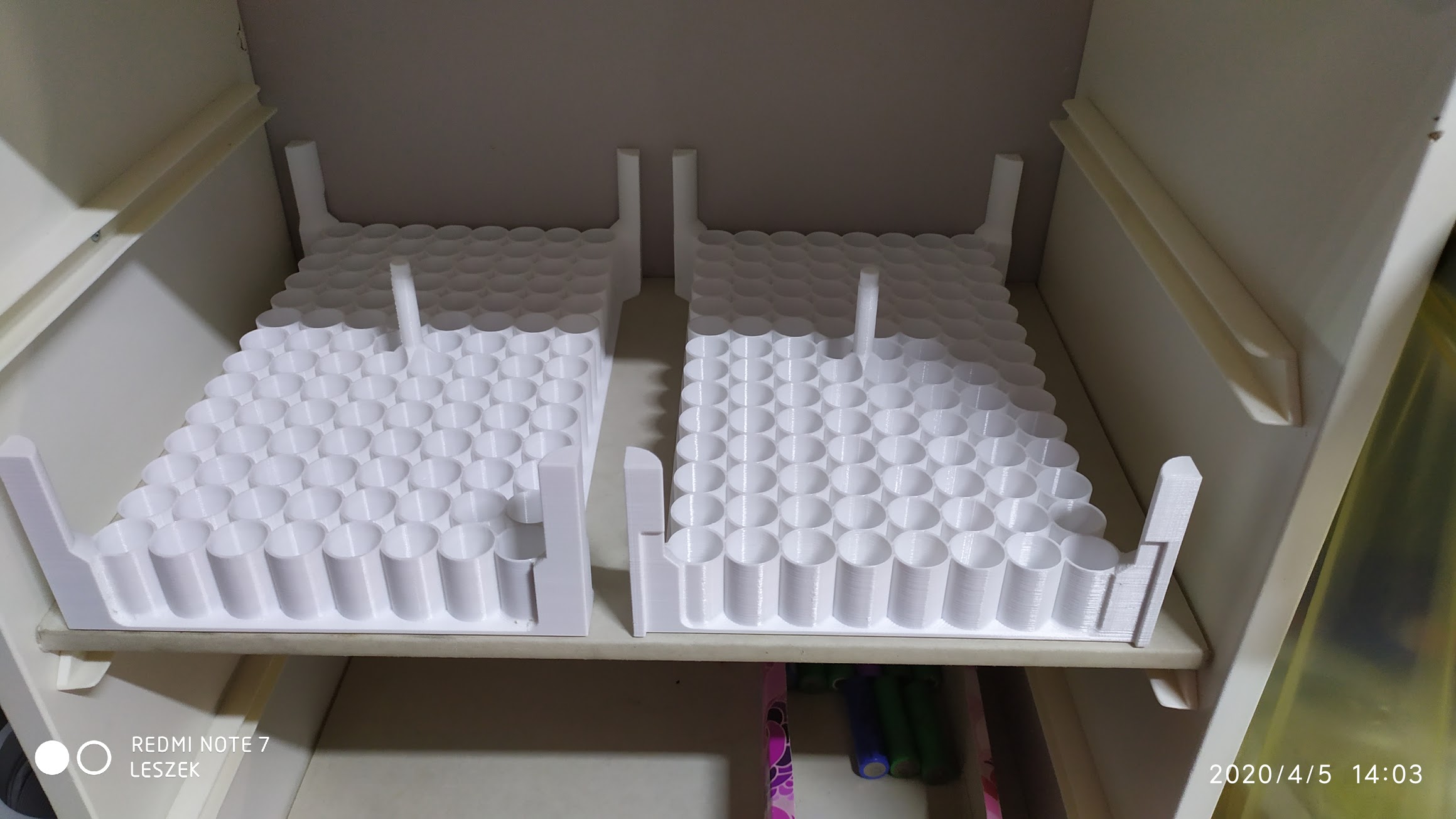 Multi-level basket for 18650 cells by Paragon | Download free STL model ...