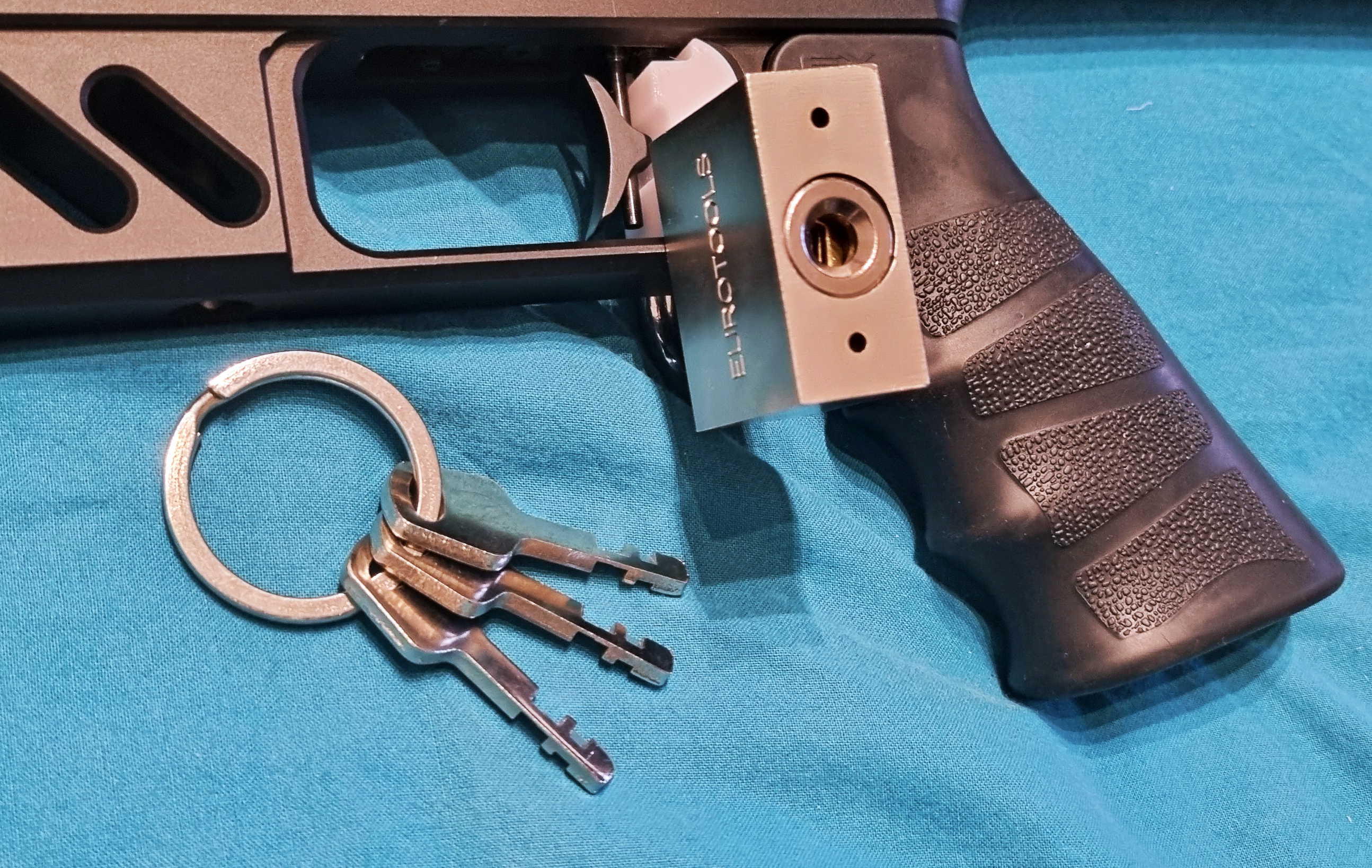 FX Airguns Dreamline trigger lock | FX Airguns Dreamline Abzugssperre ...