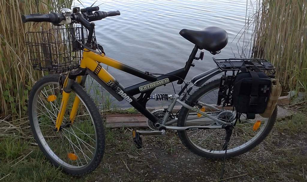 Bicycle Cargo Rack MOLLE Panel by OliverP | Download free STL model ...