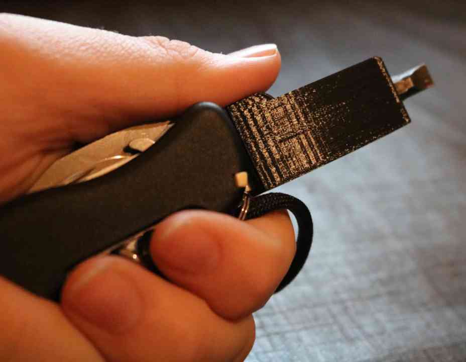 6mm Bit Driver for Victorinox 111mm SAK by OliverP | Download free STL ...