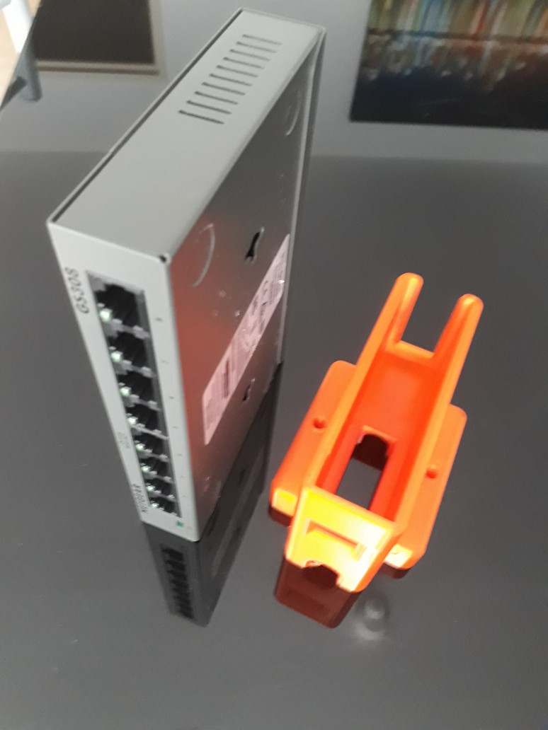 Netgear GS308 vertical holder by Charly BEGOOD | Download free STL ...