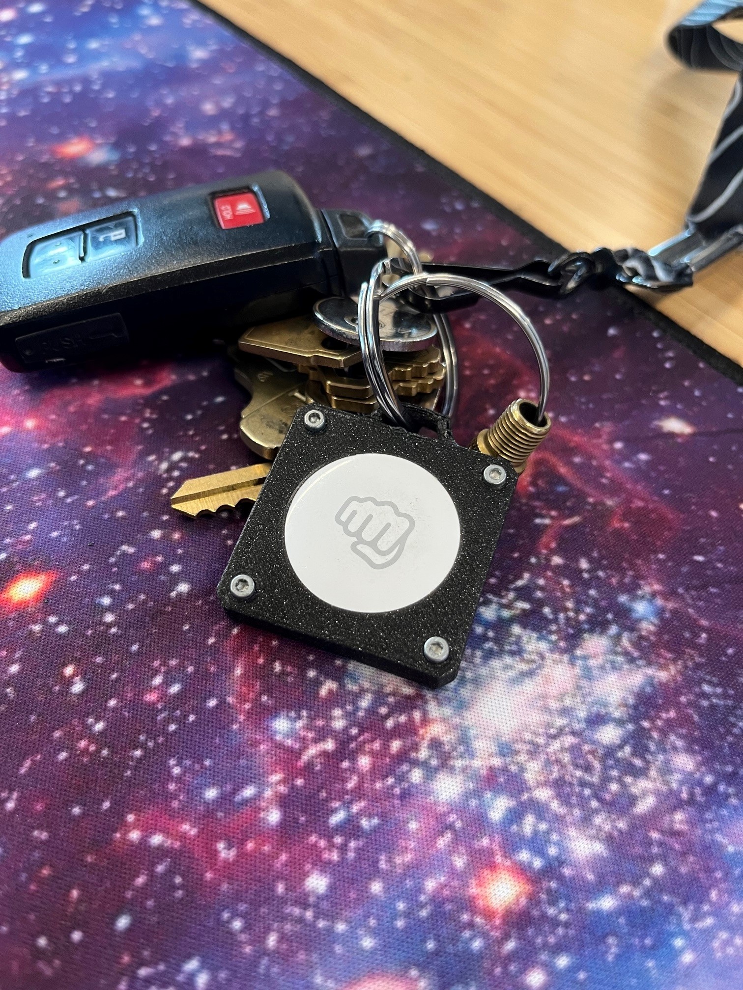 Simple Apple Airtag Keychain by Calebdives | Download free STL model ...