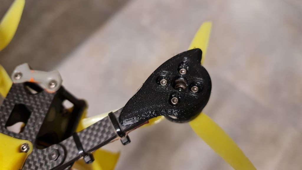 Armguard for iFlight Nazgul5 V1 lighter version by VLS1990 | Download ...