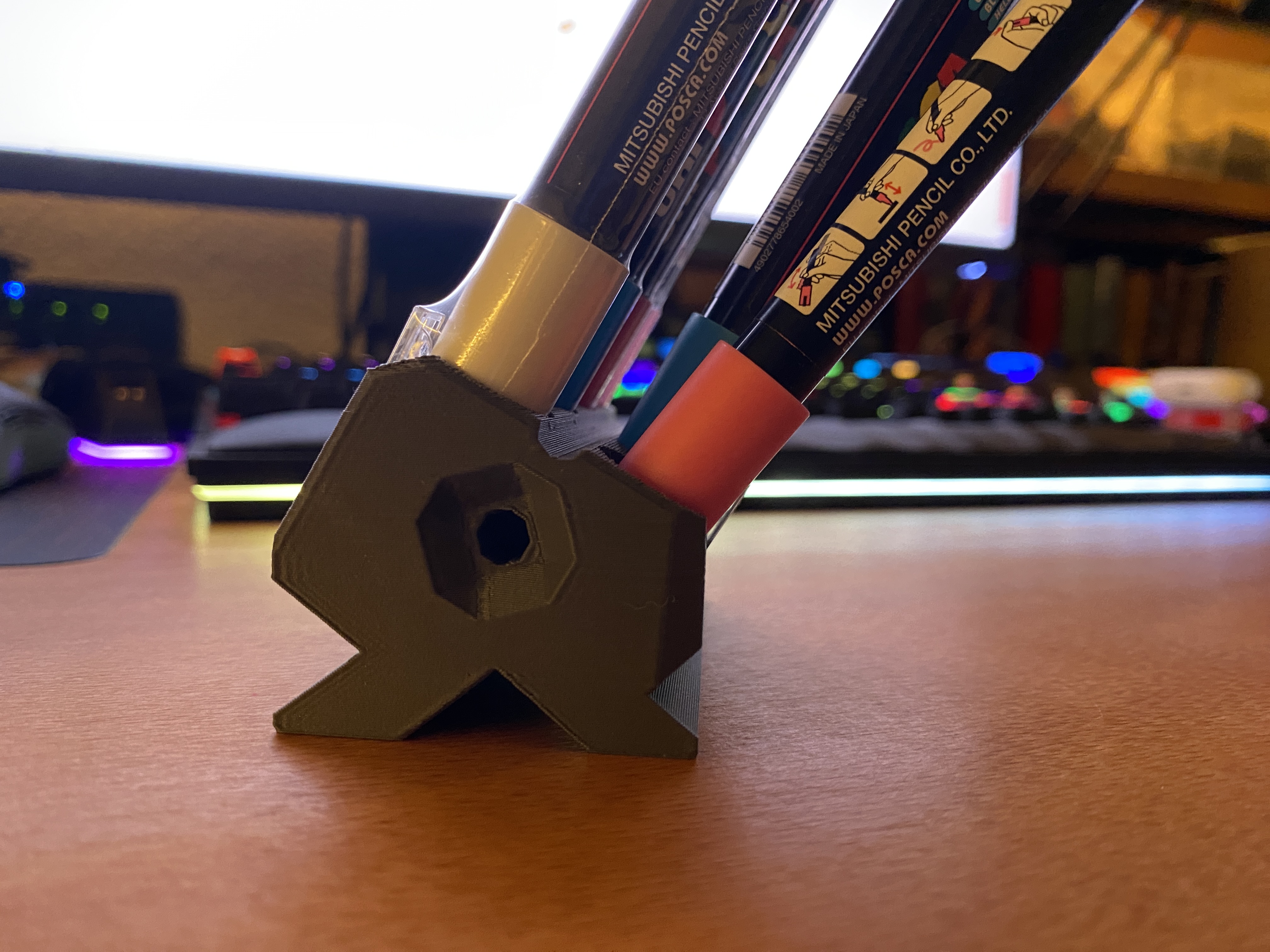 Posca PC-1M Marker Stand by teymur | Download free STL model ...