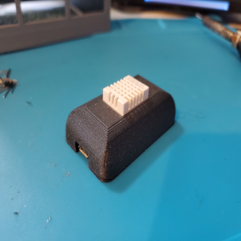 WiFi Climate Sensor Enclosure for ESP32 (or ESP8266) and DHT22 (or ...