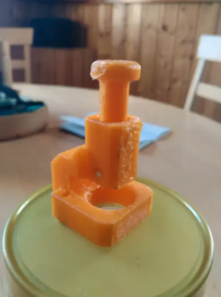 Pill Pusher by honzis | Download free STL model | Printables.com