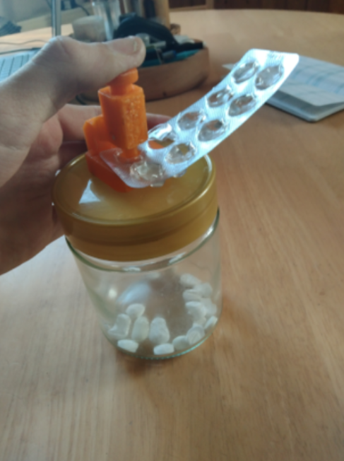 Pill Pusher by honzis | Download free STL model | Printables.com