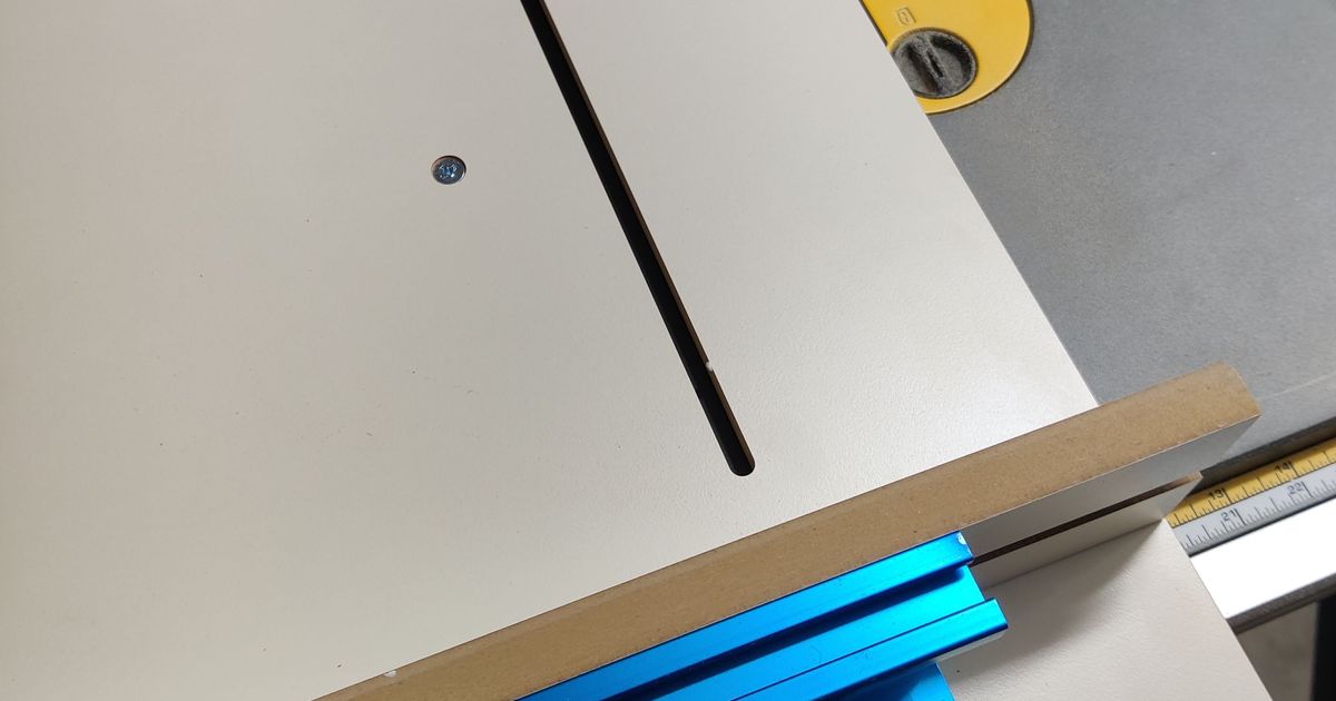 Dewalt491RS and Rockler CrossCut Sled Support Clamp by vastempty ...