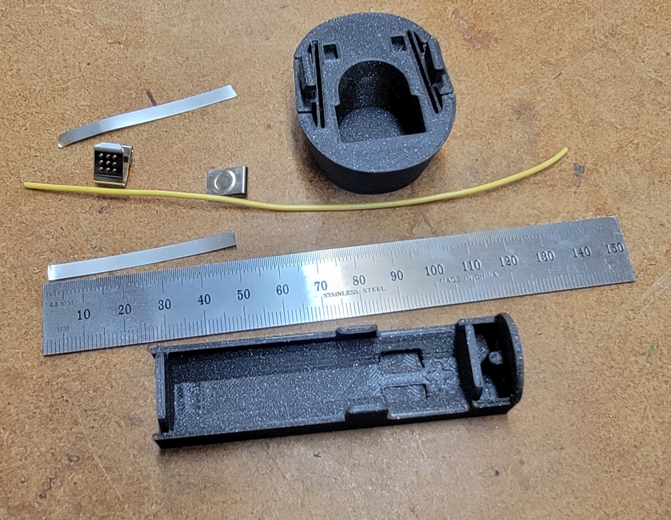 FLIR E4 Battery Pack by TickTock | Download free STL model | Printables.com