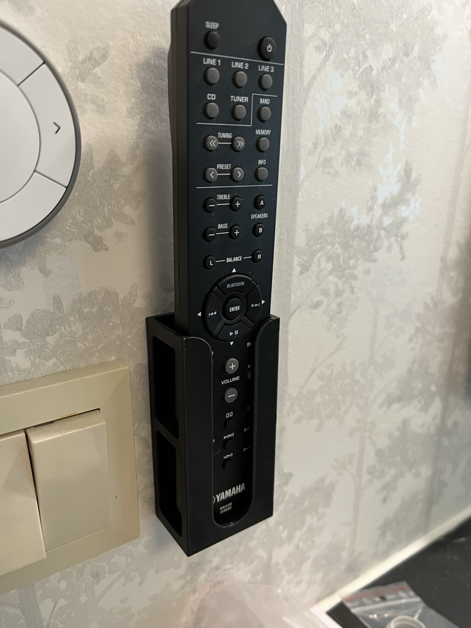 Remote Controller Holder by Heiv | Download free STL model | Printables.com