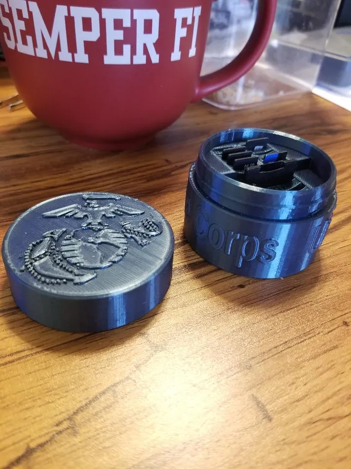 SD+MicroSD USMC card holder by USMC2531 | Download free STL model ...