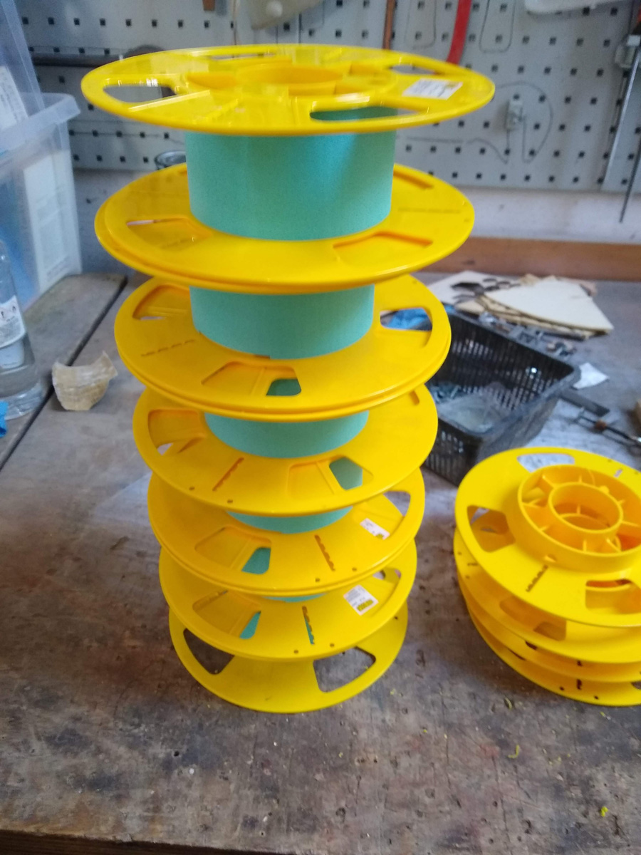 Resize your spool with a simple ring and some sweat. by Coat | Download ...