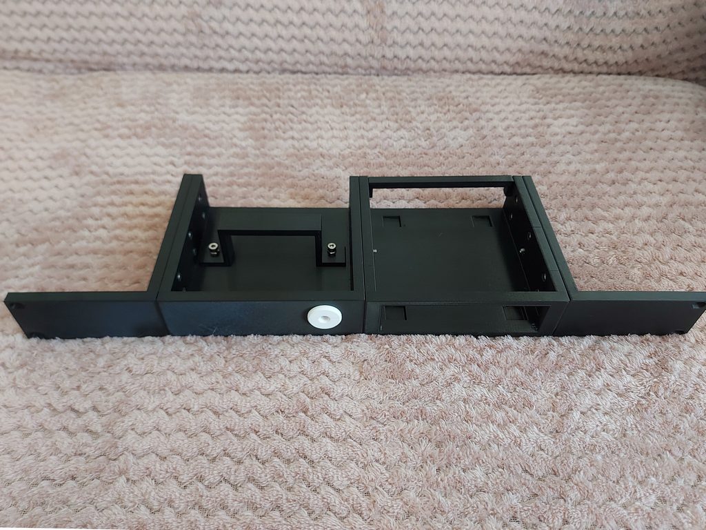 MikroTik RB260 19 inch rack mount por Debolestis | Descargar modelo STL ...