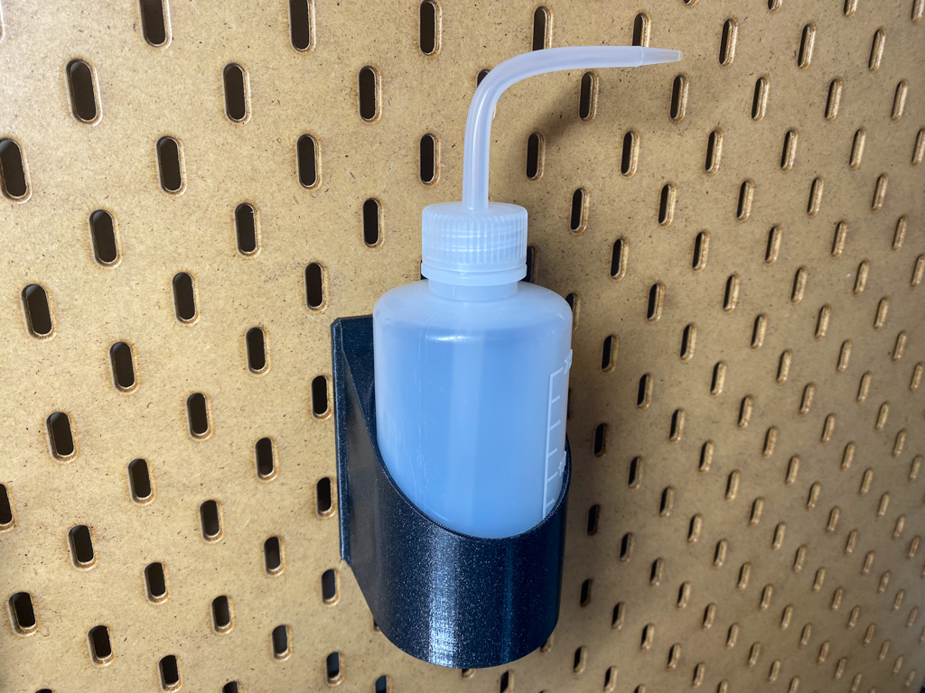 Skadis Holder: 61.5mm Solvent Squeeze Bottle (uses heat set inserts) by fivesixzero | Download ...