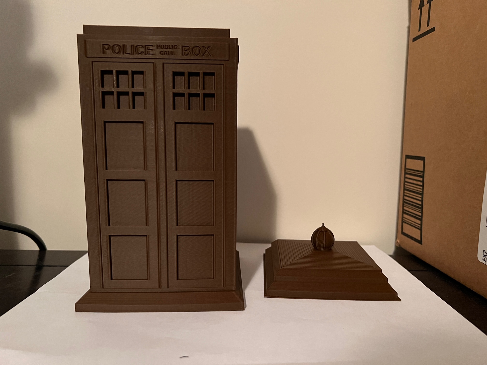 Tardis Vase by Scone Cold | Download free STL model | Printables.com