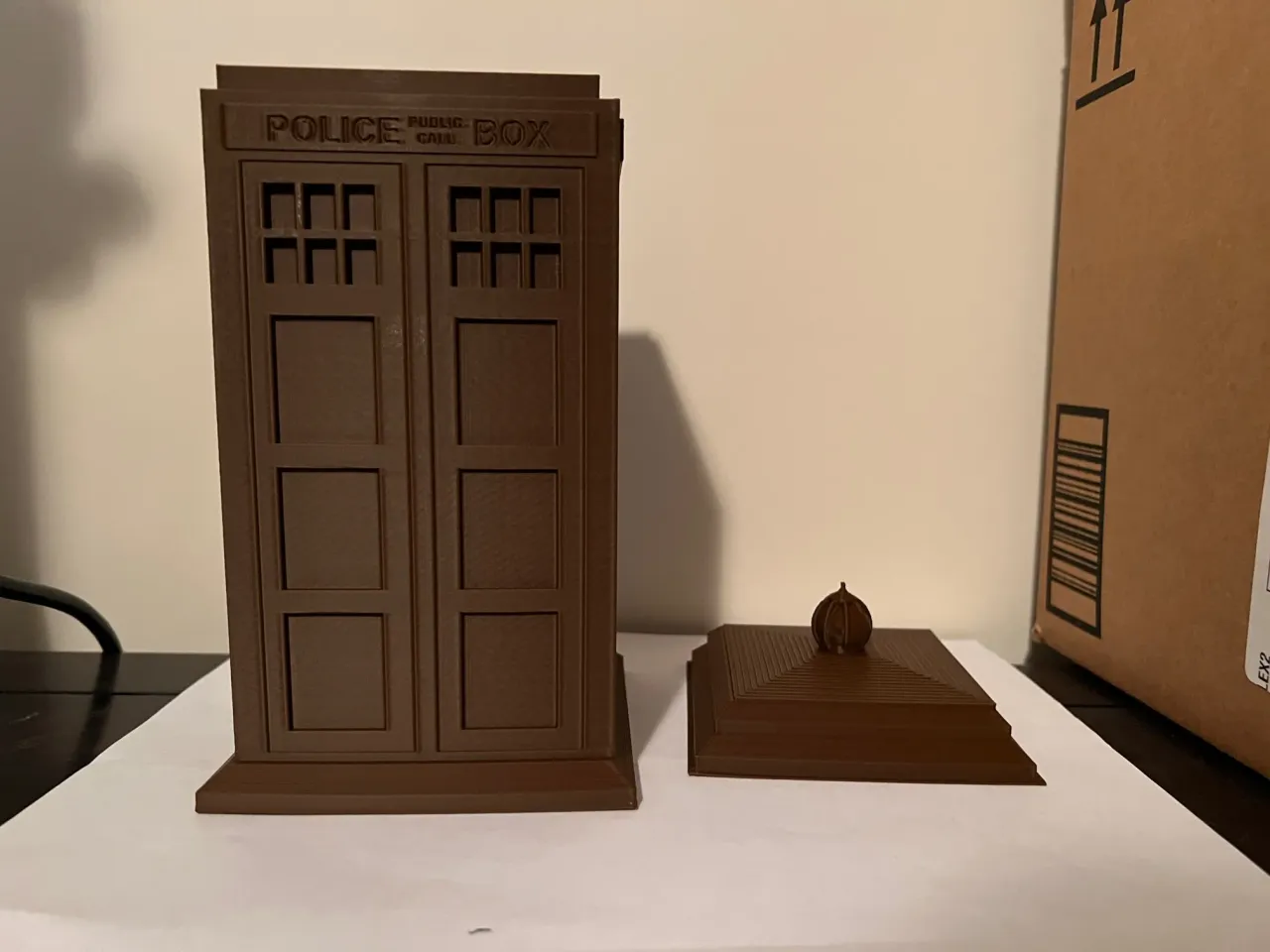 Tardis Vase by Scone Cold | Download free STL model | Printables.com