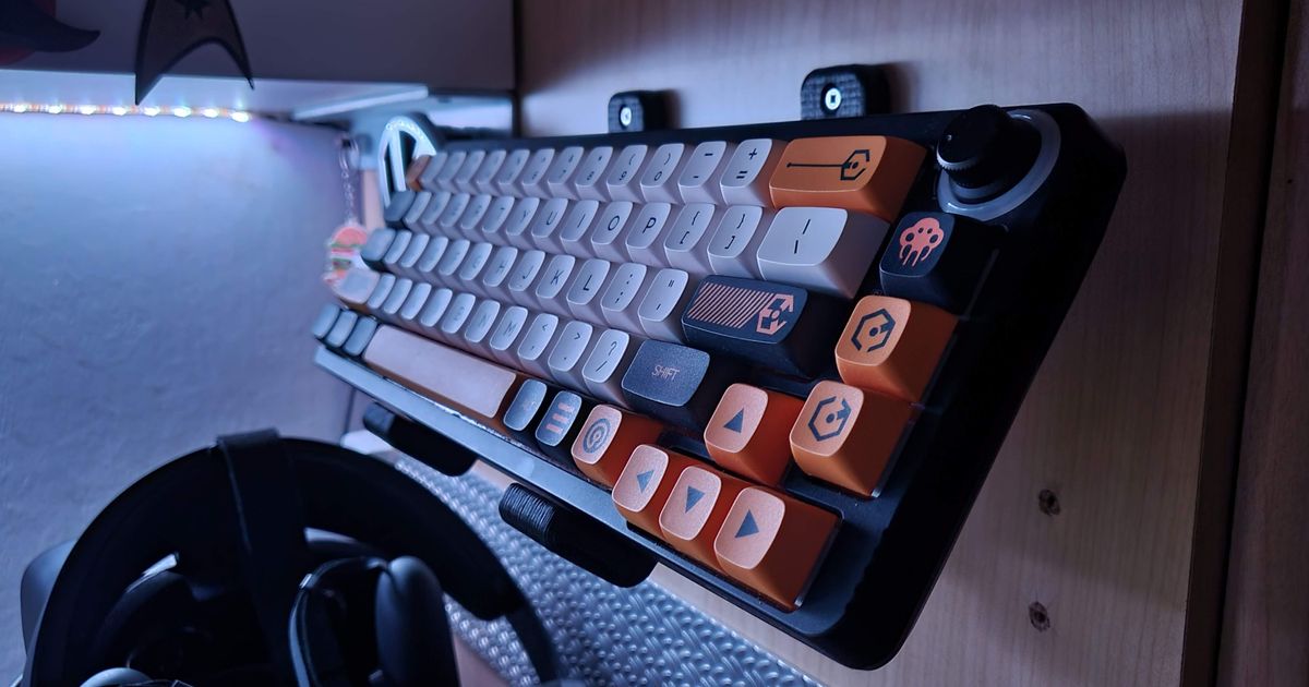 Keyboard Wall Hanger by CervoAutistico | Download free STL model ...