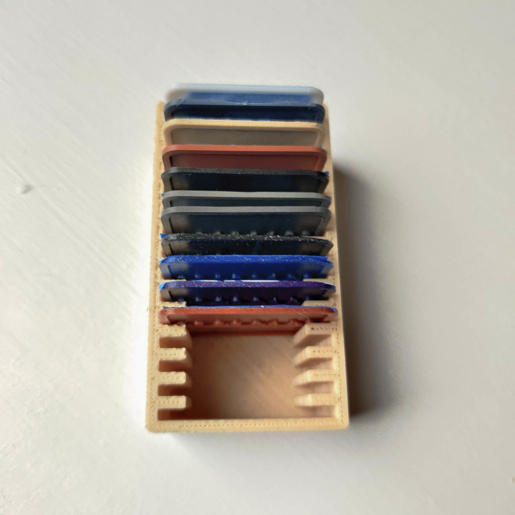 Square Filament Sample Holder by Delicious Designs | Download free STL ...