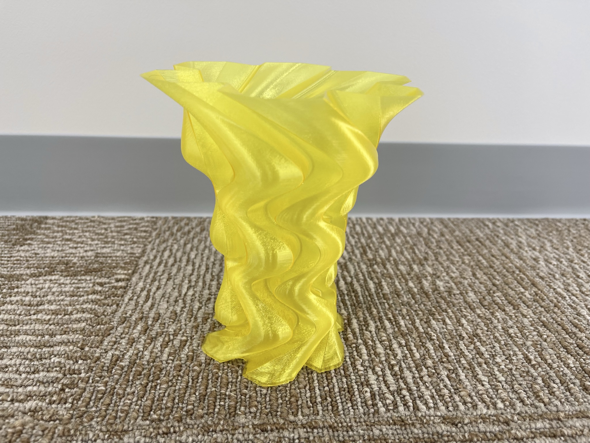 Snow vase in clear PLA by Hana | Download free STL model | Printables.com