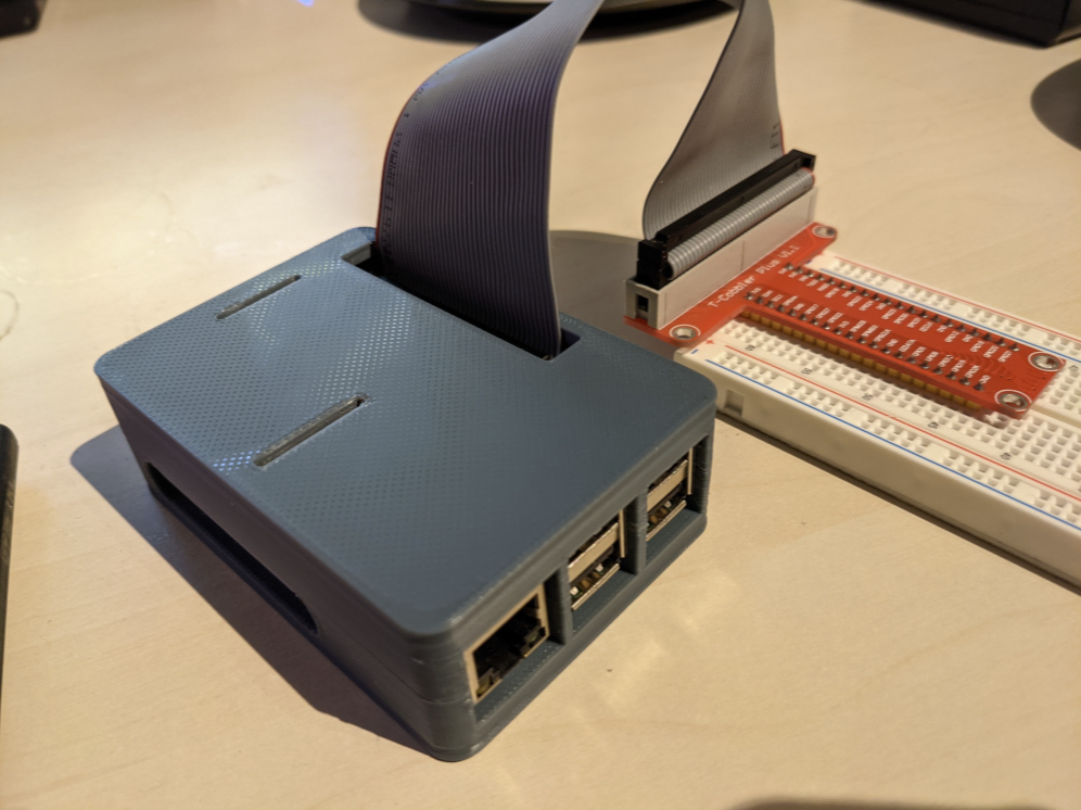 Raspberry Pi 2B / 3B case with io slots by Permethious | Download free ...