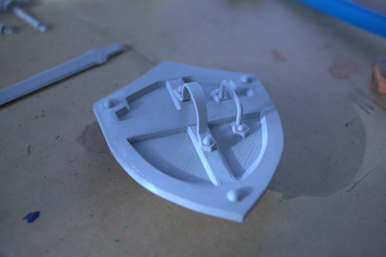 Hylian Shield TLOZ by Raven Van de Werken | Download free STL model ...