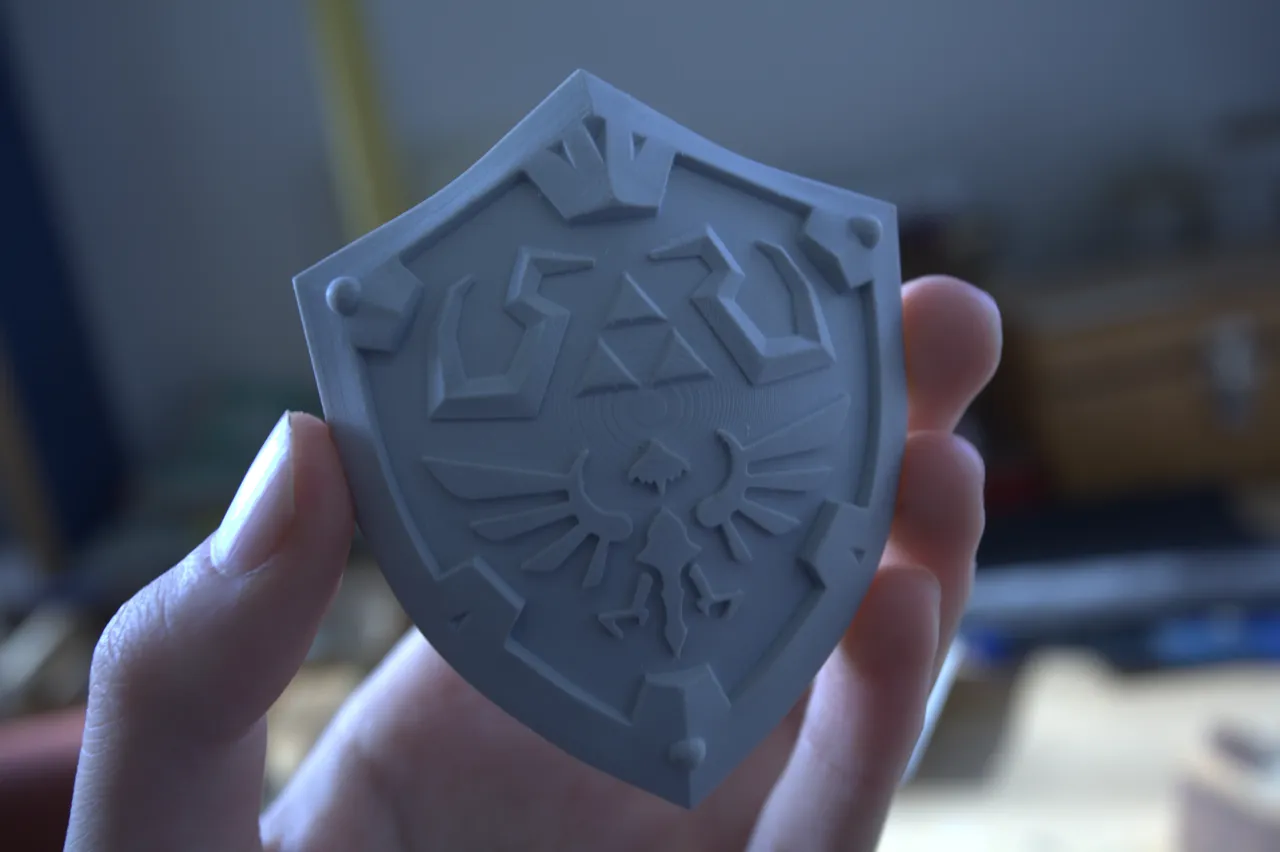 Hylian Shield TLOZ by Raven Van de Werken | Download free STL model ...
