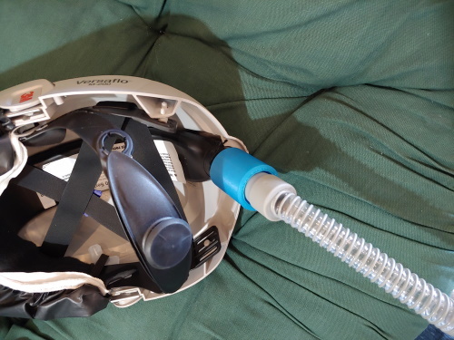 Versaflo mask to CPAP hose adapter by IdleShands | Download free STL ...