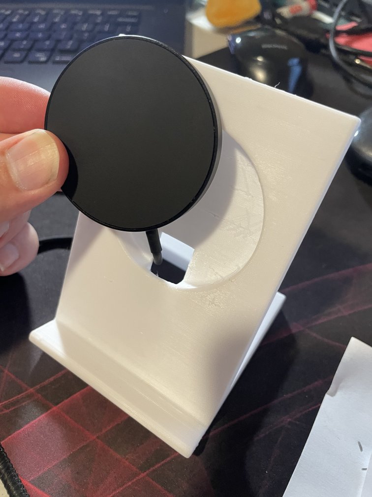 Phone Stand and Wireless Charger by arnmac | Download free STL model ...