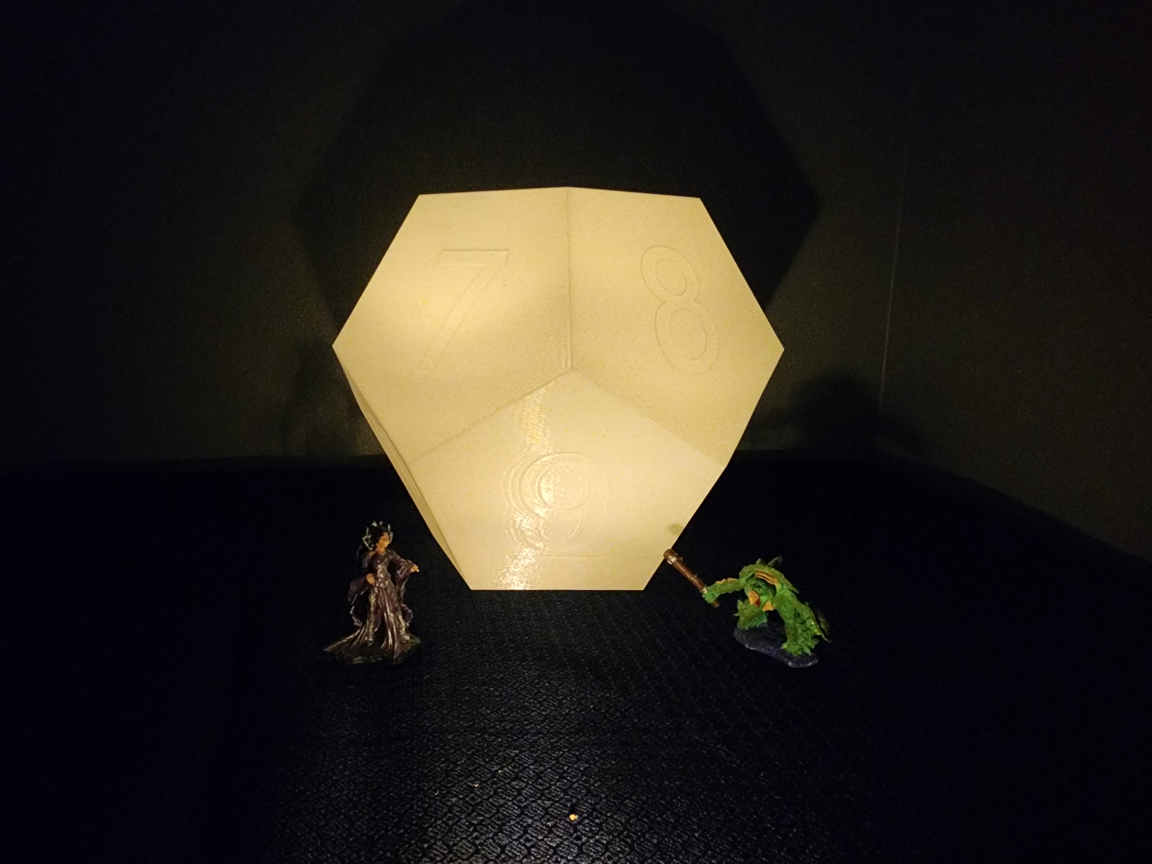 12 Sided Die Multi-Directional Display (Solid or Vase Mode) by Spool ...