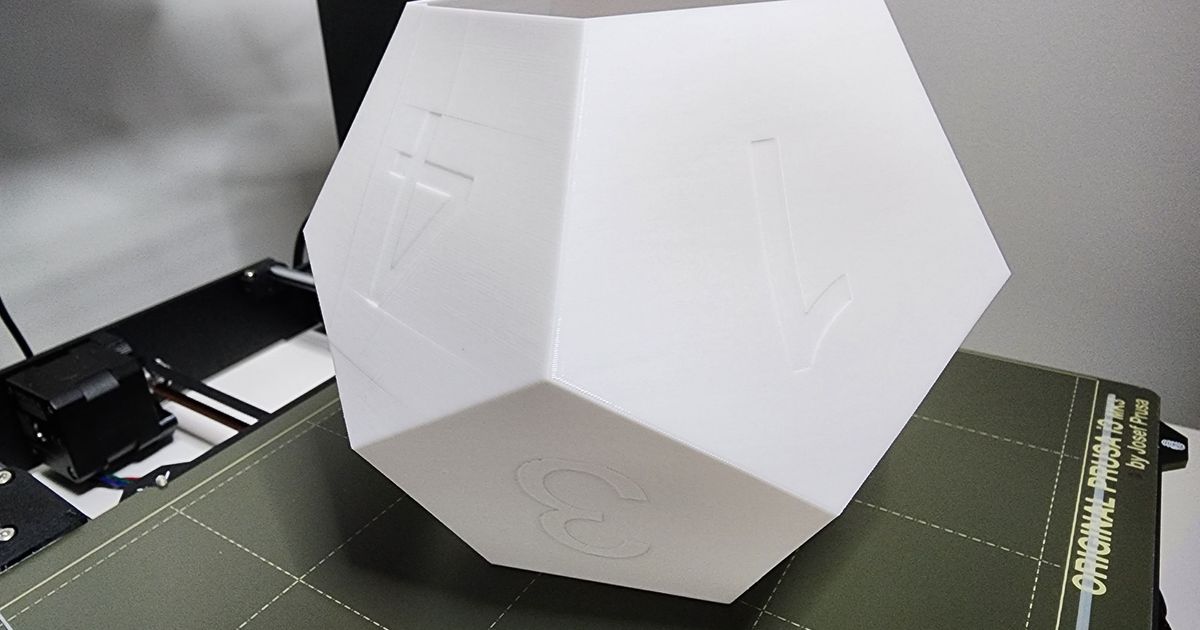 12 Sided Die Multi-Directional Display (Solid or Vase Mode) by Spool ...