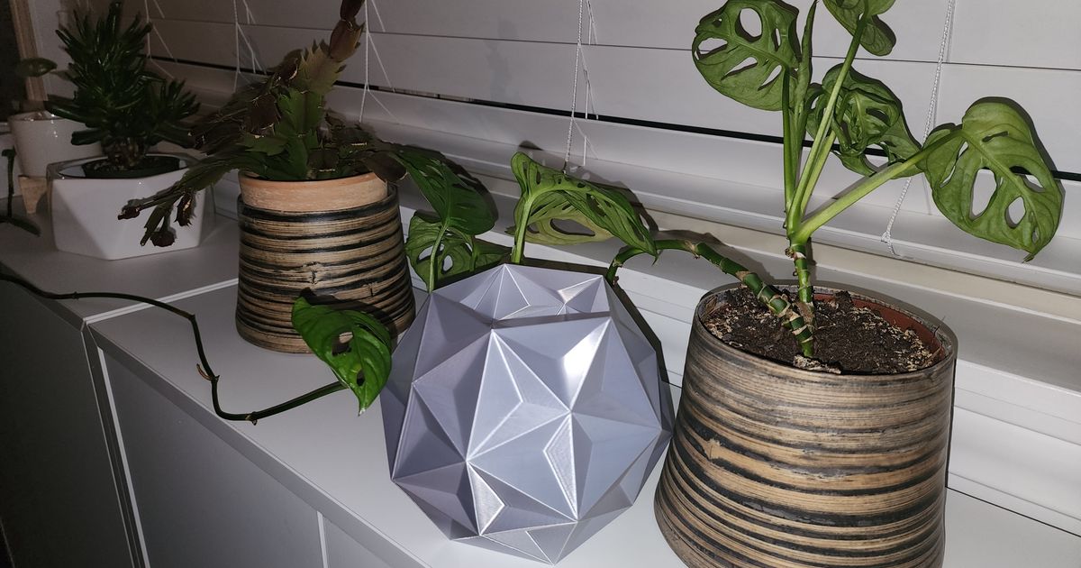 Star Dodecahedron (Solid or Vase Mode) by Spool Designs | Download free ...