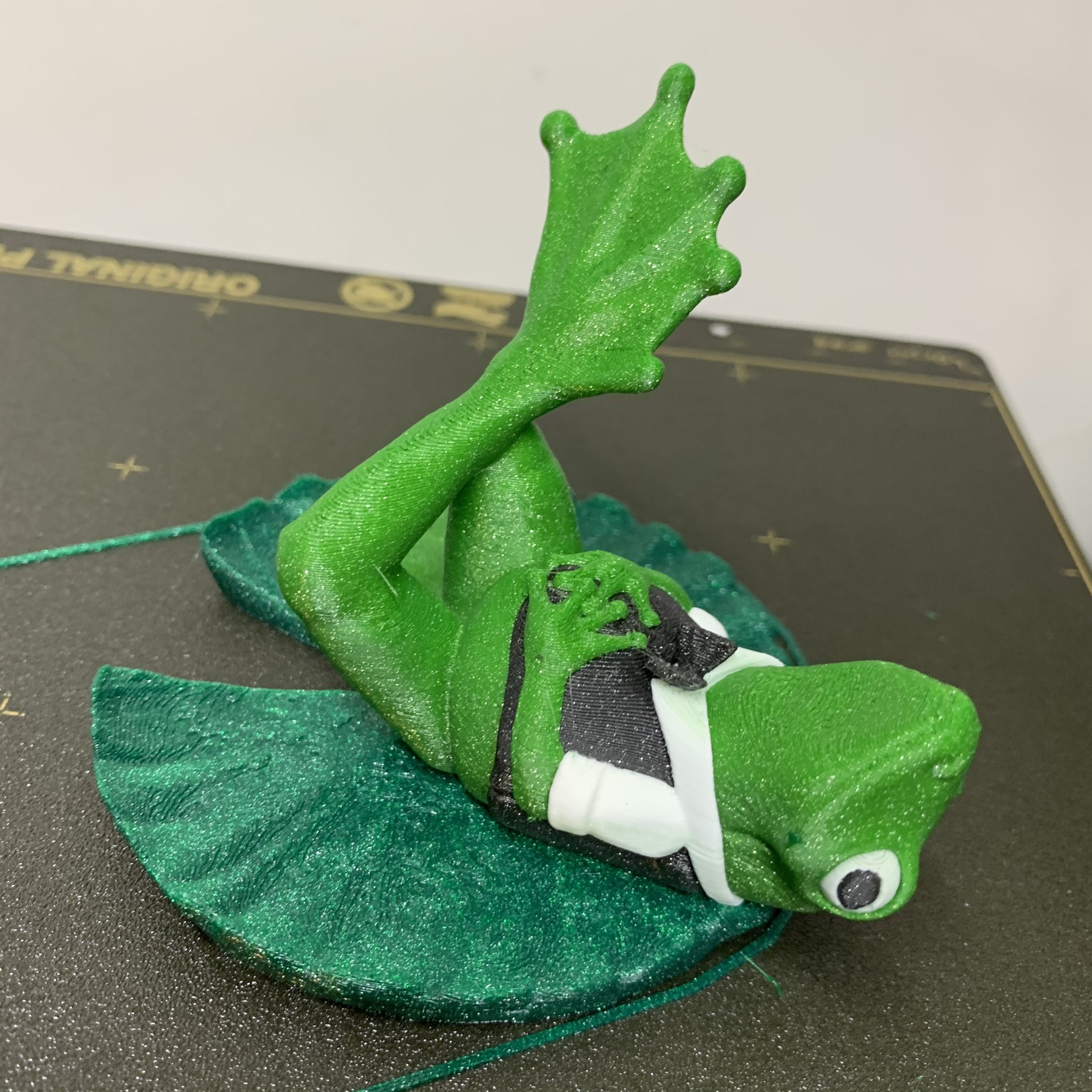 Mr J Pond: Froggy on a Lilypad by Loubie3D | Download free STL model ...