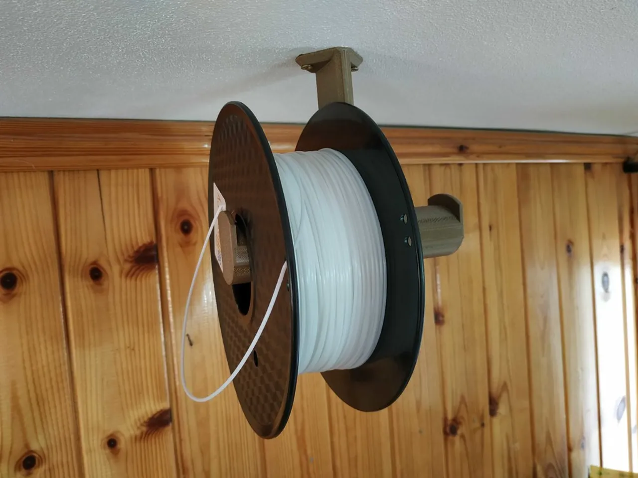 dual hanging simple spool holder from ceiling by noamtsvi | Download ...