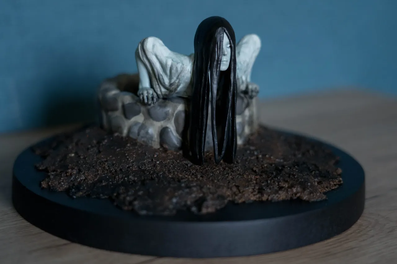 Sadako and well by welbot | Download free STL model | Printables.com