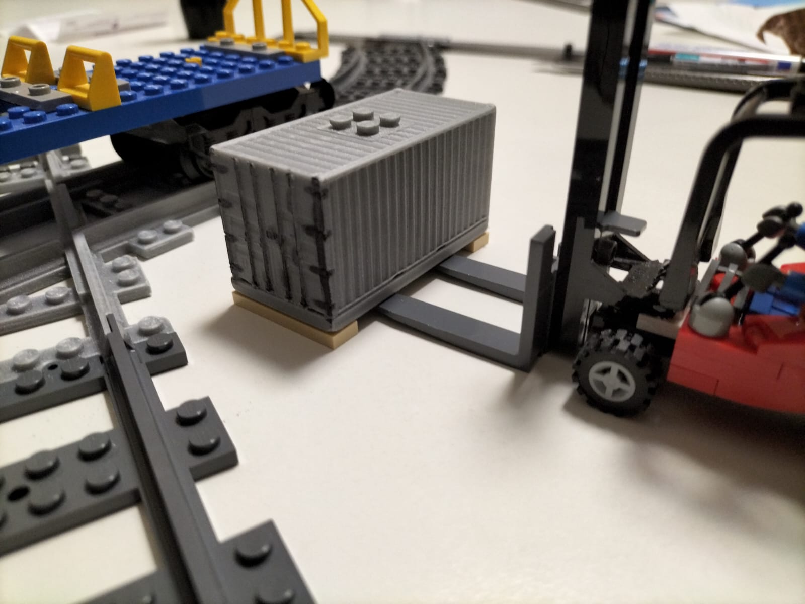 8x4 brick shipping container by Nautilus | Download free STL model ...